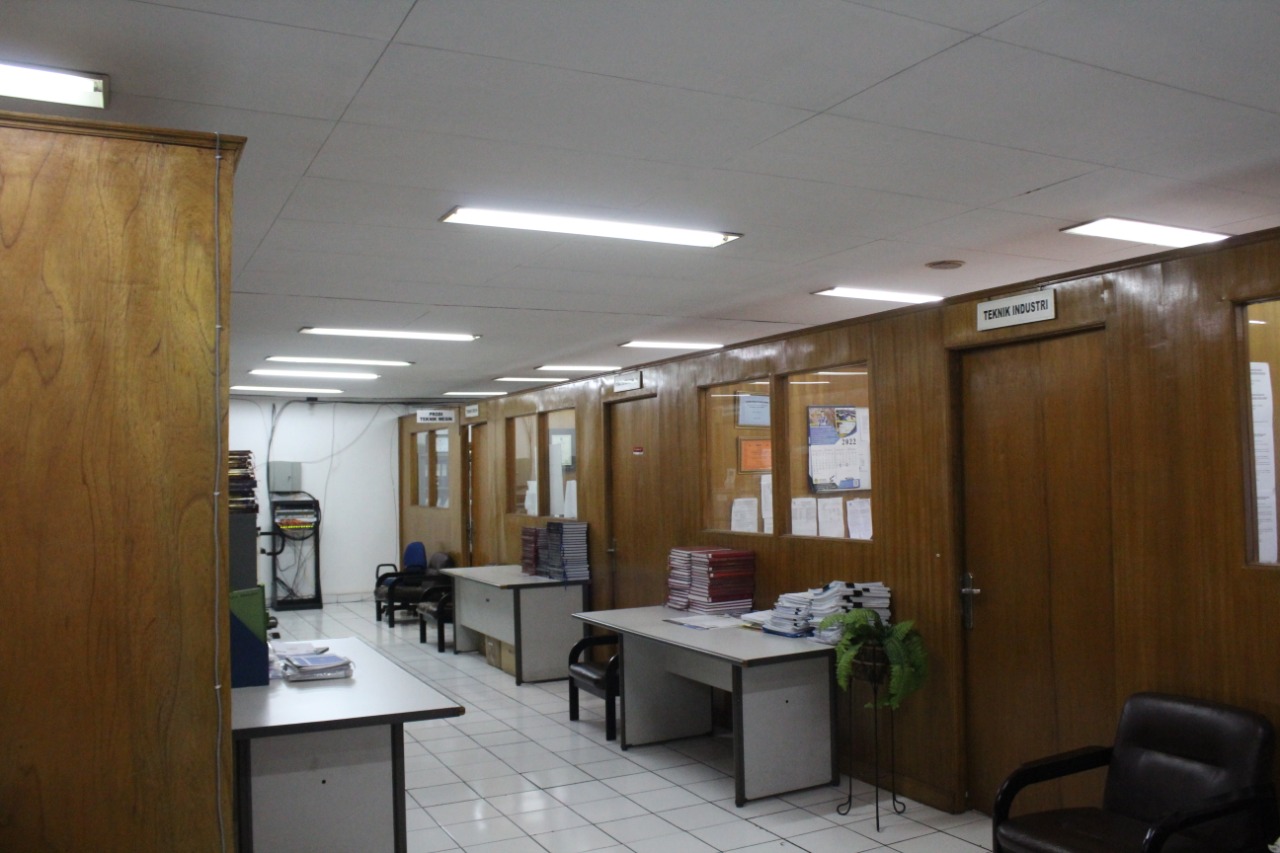 Ruang Dekanat - FAKULTAS TEKNIK UNIVERSITAS DARMA PERSADA